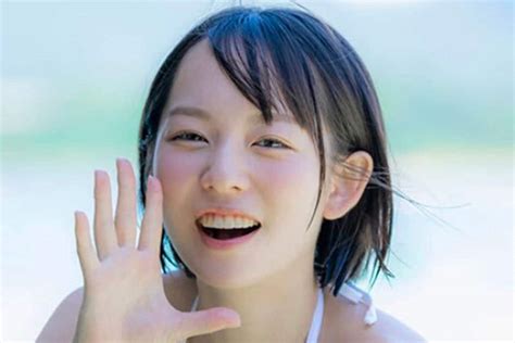 （画像・写真1 2）「ママは元おニャン子」セクシー女優の告白で過熱する“特定作業”…初期メンバーの超人気者か、事務所否定せず Smart Flash スマフラ[光文社週刊誌]