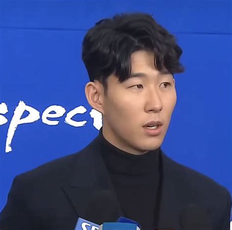 Hg에 있는 가희 유님의 핀 축구 선수 축구 선수