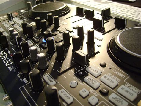 Denon MC6000 Essential Sounds Entertainment