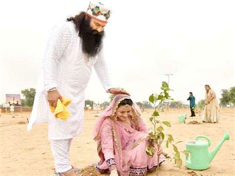 ram rahim singh caught having sex with daughter honeypreet insaan claims soninlaw vishwas gupta