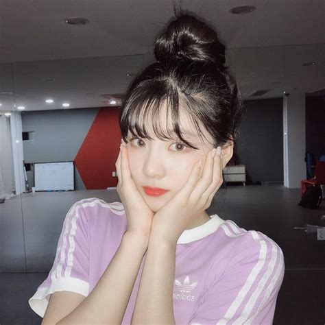 10 Pesona Seline Member Girl Group Cignature yang Bertalenta