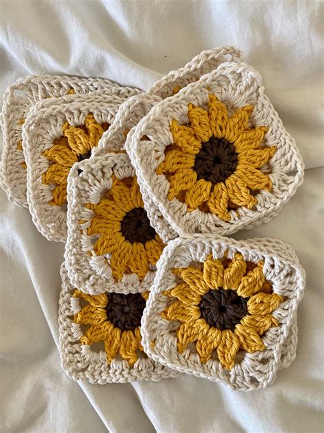 Sunflower Granny Squares L Crochet Granny Squares In 2022 Crochet