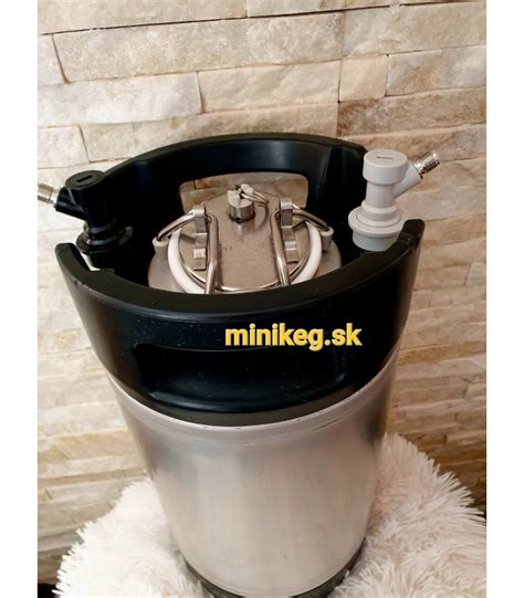 Minikeg 9 5 L Corny Kyveta S Krytom Minikeg Sk