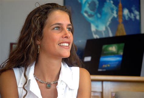 Danse Avec Les Stars Laventurière Clémence Castel Dansera Avec Une