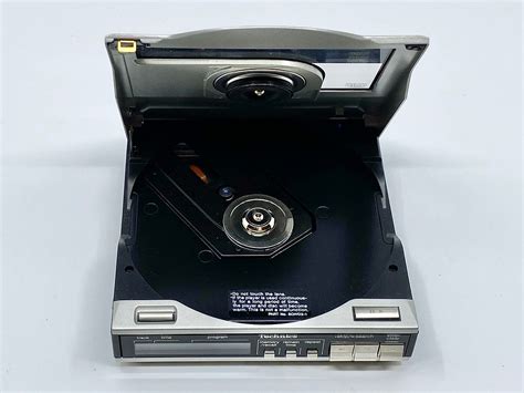 Technics SL XP7 Portable CD Player