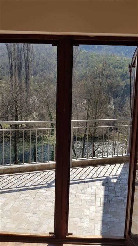 Kuka Vo Matka Do Sama Reka Скопjе