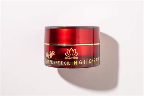 Piel Naturals ღამის კრემი