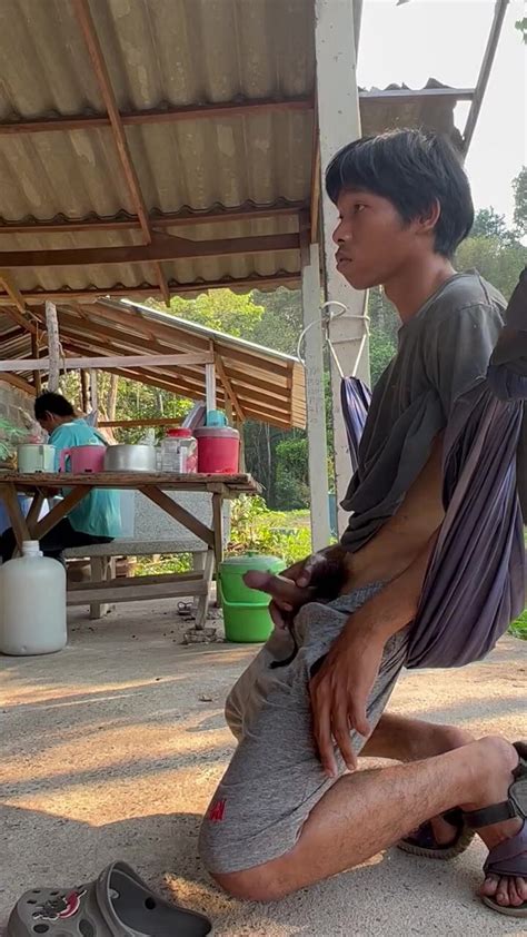 Jerking Off Thai ThisVid