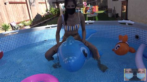 Covid Couple Belly Button Clip Turns Into Oral Creampie