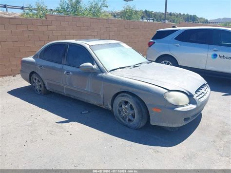 2000 Hyundai Sonata Sedan