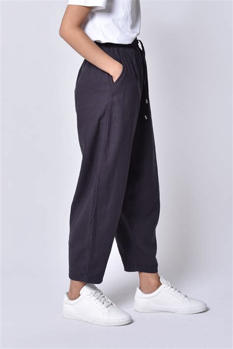 شلوار پارچه ای ساده زنانه فروشگاه اینترنتی بادی اسپینر