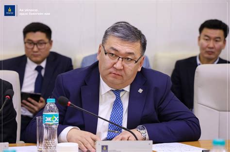 Аж үйлдвэржилтийн бодлогын байнгын хорооны гишүүд Аж үйлдвэр эрдэс баялгийн яаманд ажиллав