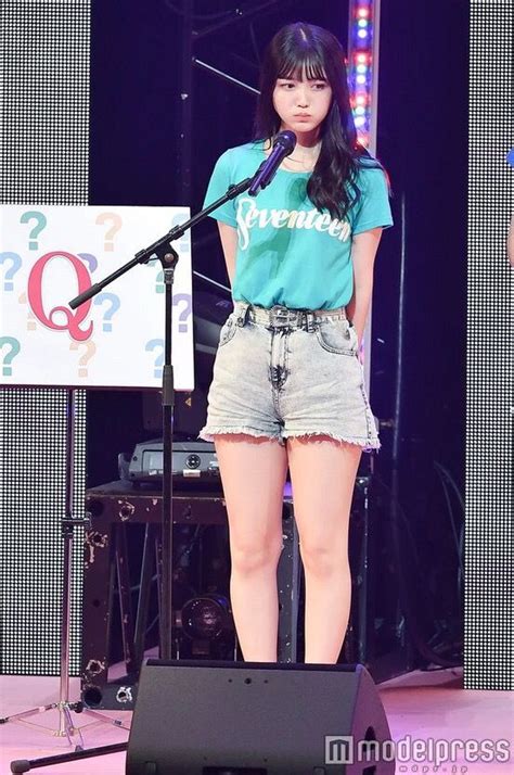 【乃木坂46】久保史緒里のバストの大きさ、足のサイズまで全てがあらわに！！久保史緒里の『body Data』が公開される