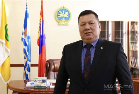 Ерөнхий сайд намаасаа урвасан намын гишүүнчлэлгүй хүнийг Засаг даргаар батламжлах уу