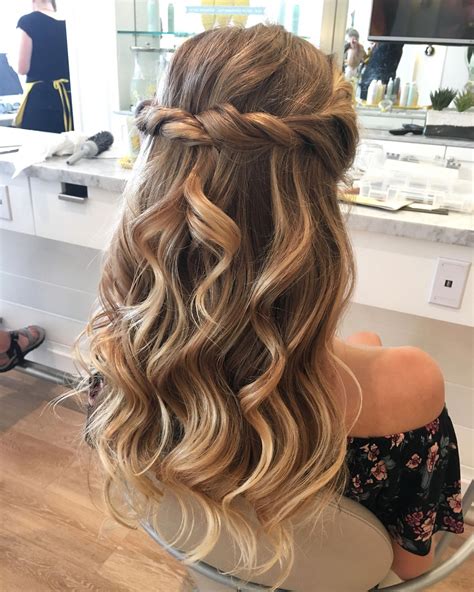 Underrated Ideas Of Info About Medium Length Hair Prom Hairstyles