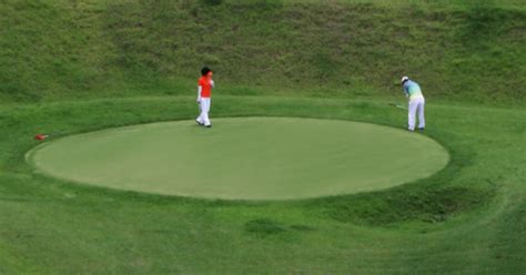 첫 라운딩 전 반드시 가야 할 이곳 파3 골프장