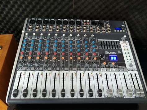 最新版 12軌 帶監聽輸出 Usb混音器 Mixer 內建99組效果器 48v幻象電源 卡拉ok 樂團表演 Yahoo奇摩拍賣