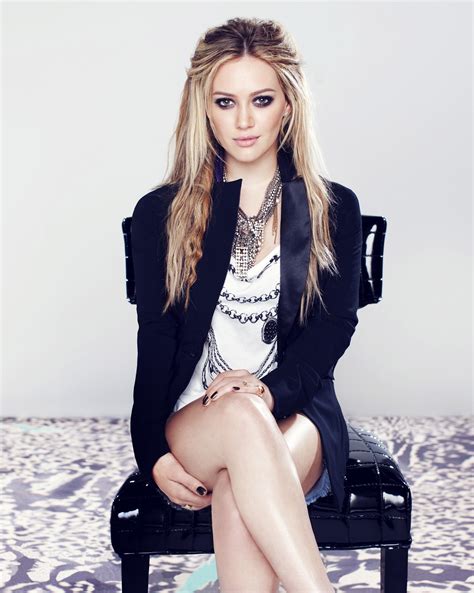 Hilary Duff Posing What A Sexy Babe Celeblr