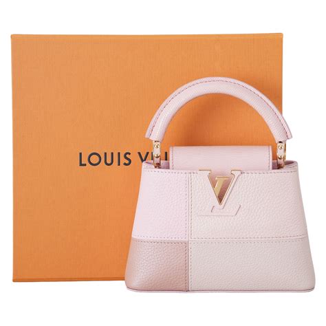 Louis Vuitton Used 루이비통 카퓌신 미니 캉카스백화점