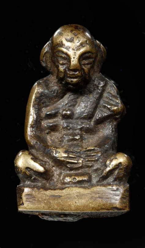 พระรูปหล่อโบราณหลวงปู่สุข วัดโพธิ์ทรายทอง ปี 2500