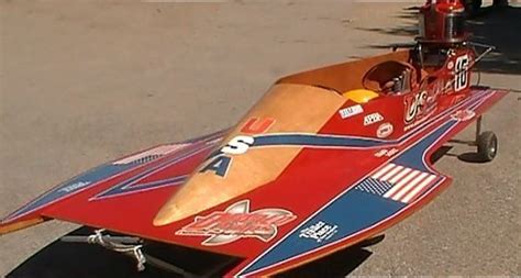 Class C Hydroplane Boat With American Factory Built 2 Cylinder Racing