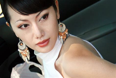 Modeling Flickr
