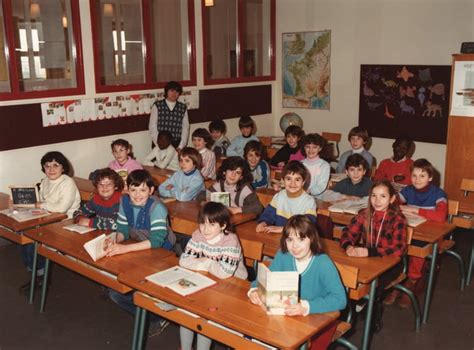 Photo De Classe Cm1 1985 De 1985 Ecole Henry Wallon Copains Davant