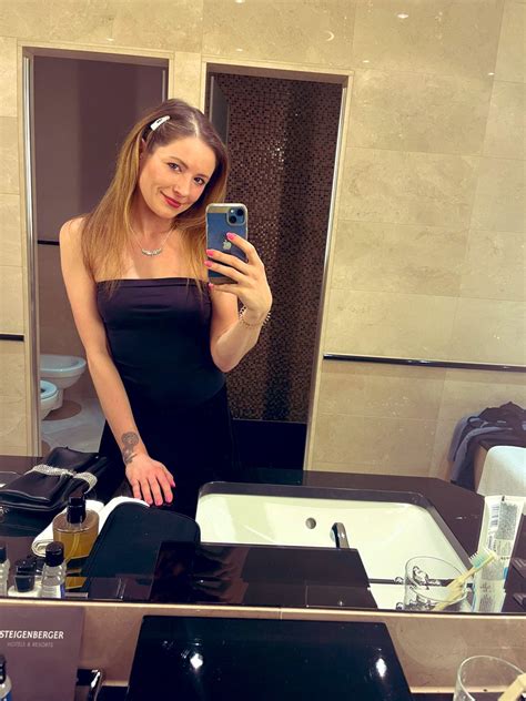 Irina Le Fey🇩🇪 Innocent And Wild🌸🌹 On Twitter Love It🥰😘