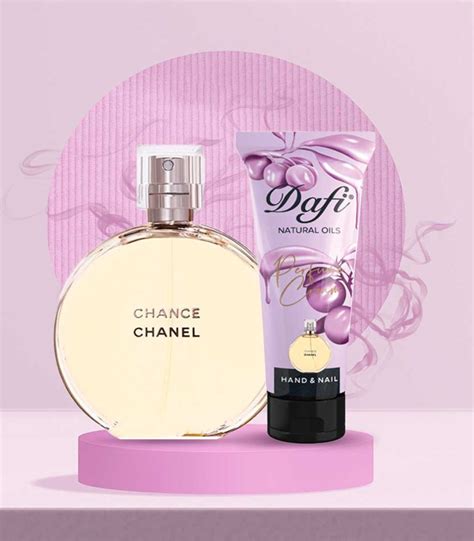 کرم یا عطر ؟ کرم مرطوب کننده عطری دافی فروشگاه اینترنتی سفیرکالا