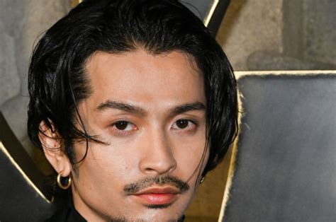 【画像】確かにそっくり！ 津田健次郎さんと常田大希さんの兄・常田俊太郎さんの写真を見る