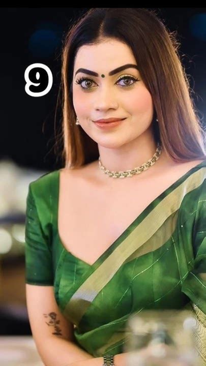 එයා හුගක්ම ලස්සන මොන පාට සාරියටද කියමු බලන්න 💫 ️ Foryourpage Trendingshorts Youtube