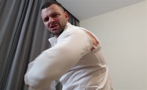 Muscle Guy Hulk Out Part 2