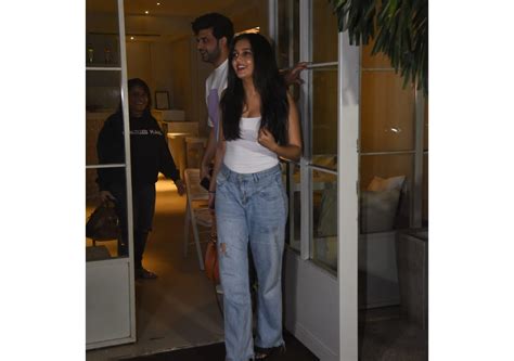 Tejasswi Prakash Karan Kundrra Set Major Couple Goals As They Go Colour