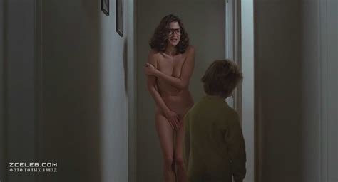 Голая попа ДжоБет Уильямс в фильме Крамер против Крамера 1979
