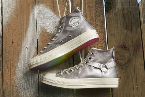 Converse의 10번째 연례 프라이드 캠페인 Lgbtqia 커뮤니티의 선구적 정신을 기념하다 — Nike Inc