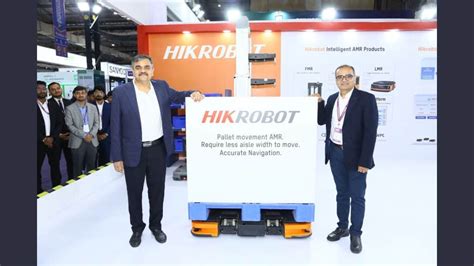 Hikrobot Introduces Forklift Latent Mobile Robot Qf 1000 And Tugging