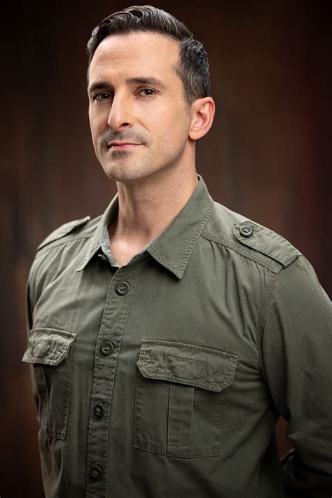 Headshots Michael Patrick Denis