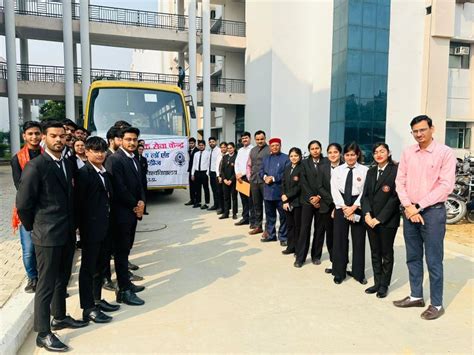 Om Srivastava On Linkedin Women Empowerment Is A Crucial Message