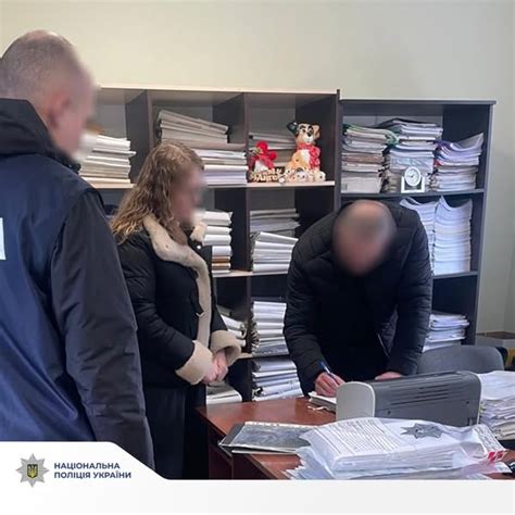 На Стрийщині правоохоронці викрили комунальника та підприємця за підозрою у забрудненні земель