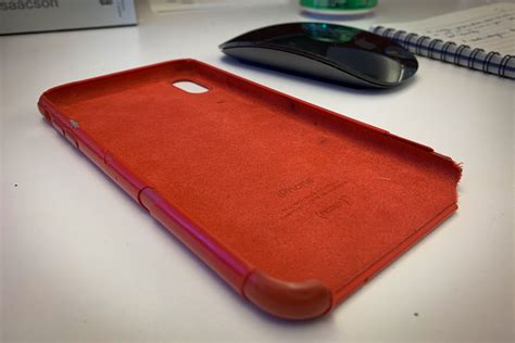 Apple iPhone silicone case: The 10-month review | Macworld