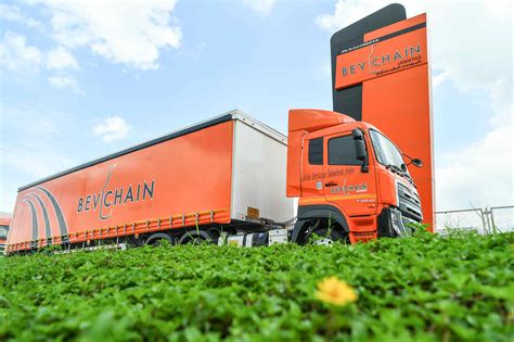 Bevchain Logistics เปิดตัวรถขนส่งรุ่นใหม่เพื่อสิ่งแวดล้อม พร้อมสร้างความปลอดภัยและประสิทธิภาพที่