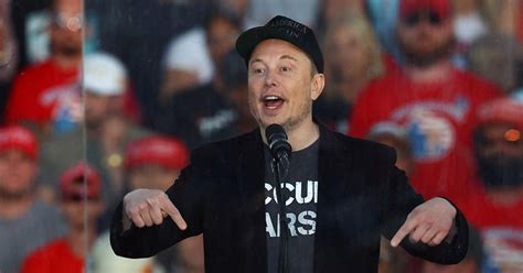 트럼프에 올인 머스크의 테슬라美 대선일 주가 장중 4대↑