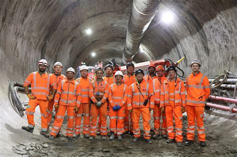 Nearly 30 000 People In The Hs2 Team And Growing Railbusinessdaily