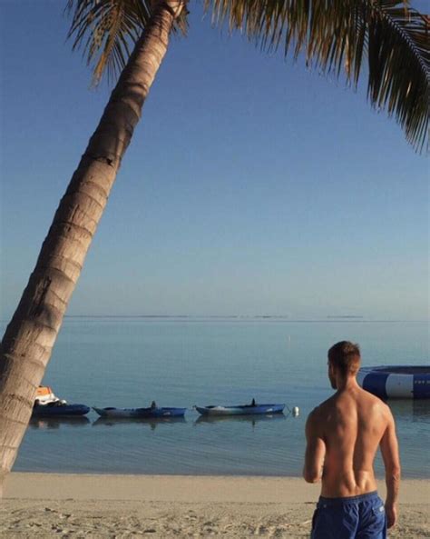 Taylor Swift Strips Down For Beach Getaway With Calvin Harris
