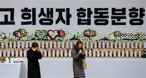 여객기 참사 사망자 141명 신원확인…블랙박스는 김포로 이동