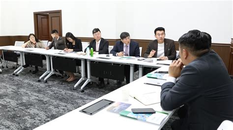 Хүнс хөдөө Хүнс хөдөө аж ахуй хөнгөн үйлдвэрийн яам