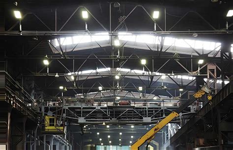 Освещение стадионов, парковок, промышленных объектов и карьеров ...