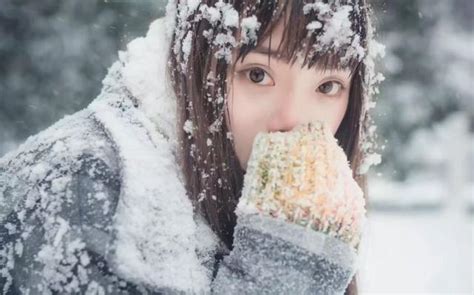 佛系美女你見過北方寺院雪景嗎 每日頭條