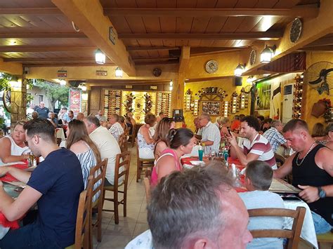 The 10 Best Restaurants And Places To Eat In Argassi 2025