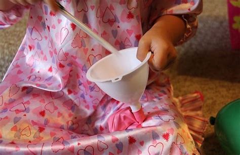 витаминки счастья в виде воздушных шаров с записочками или купюрами внутри Воздушный шар